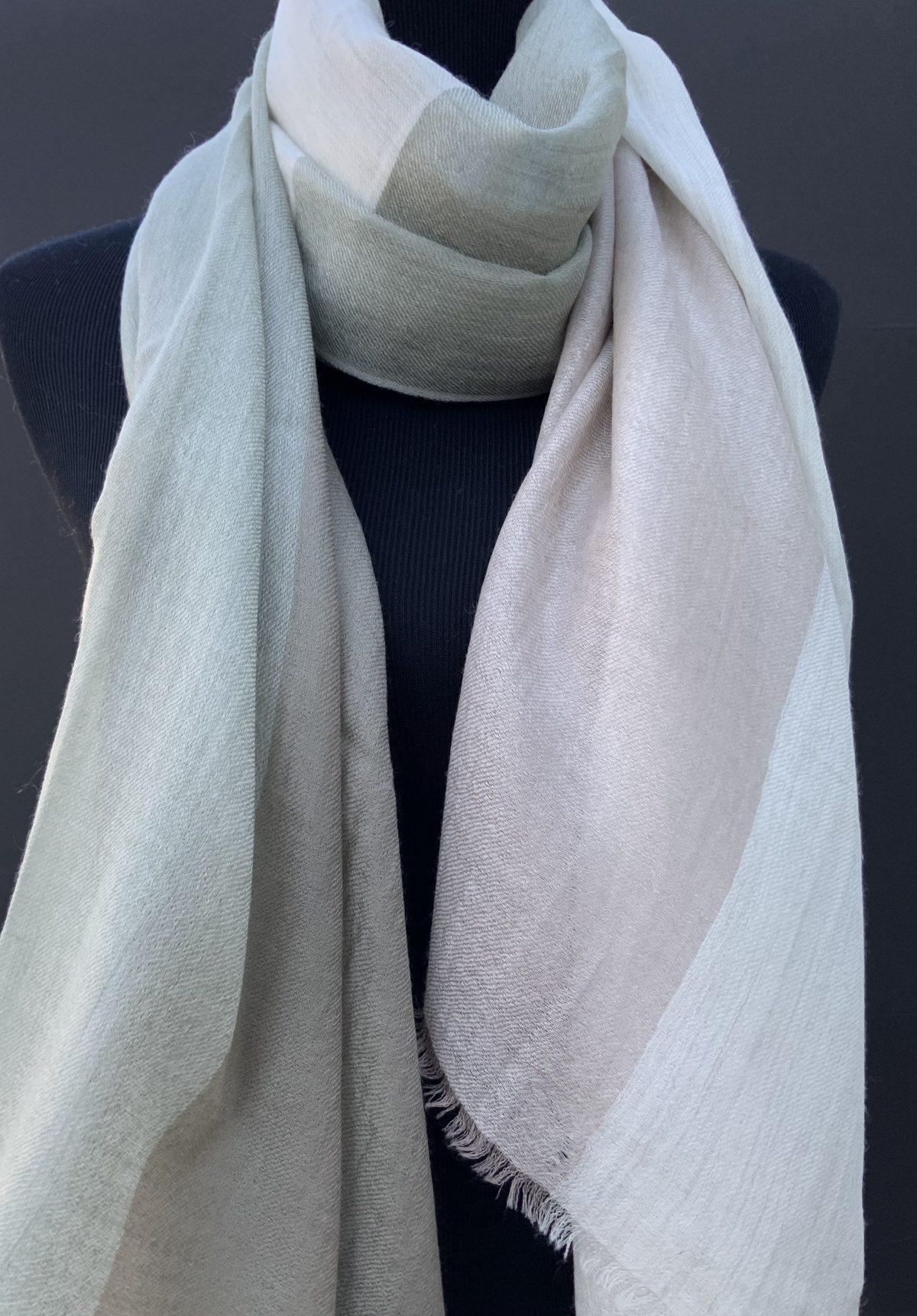100% Pure Cashmere Scarf - Cashmere & Pearls